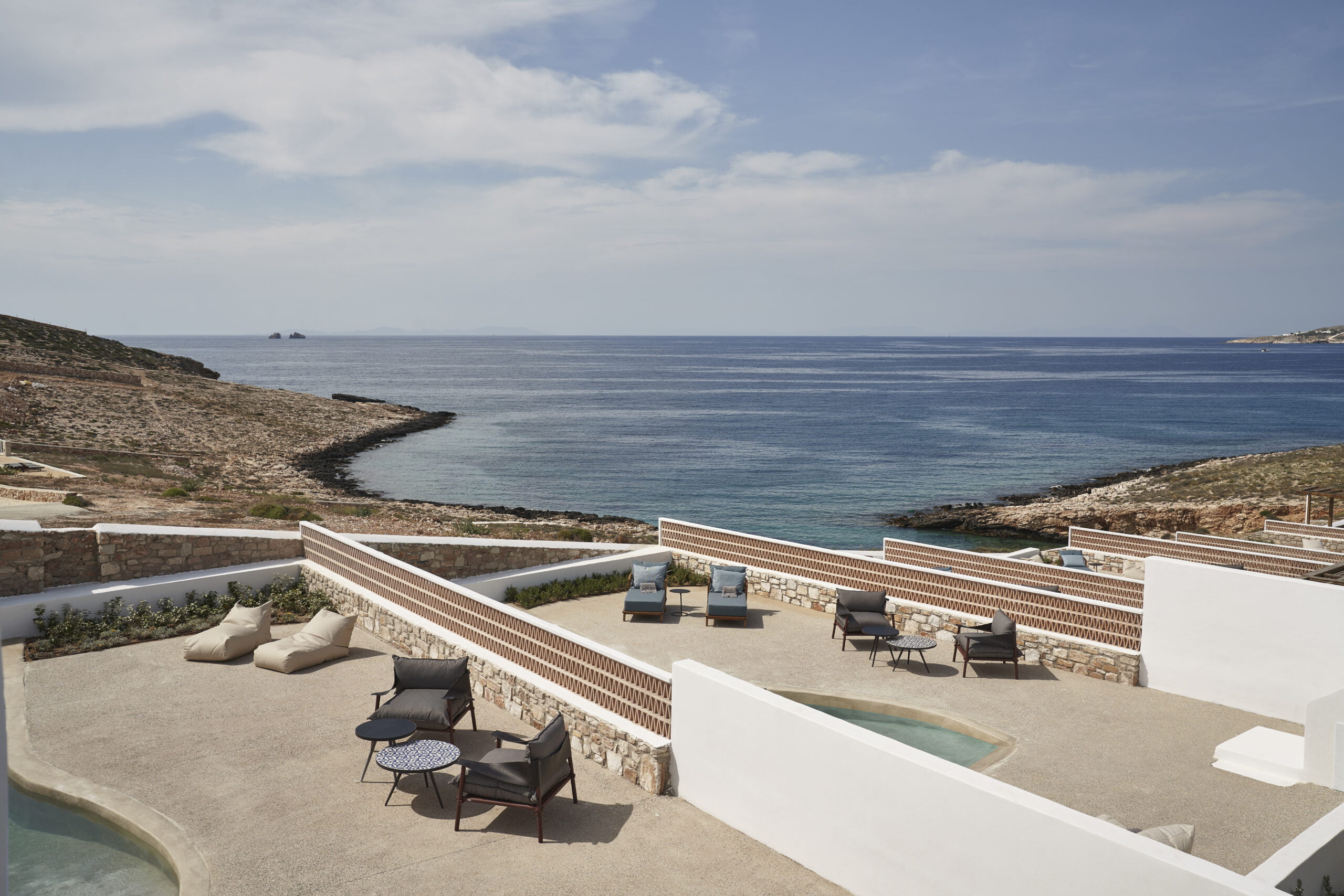 Hotel Andronis Minois, Parasporos Beach | Carter®