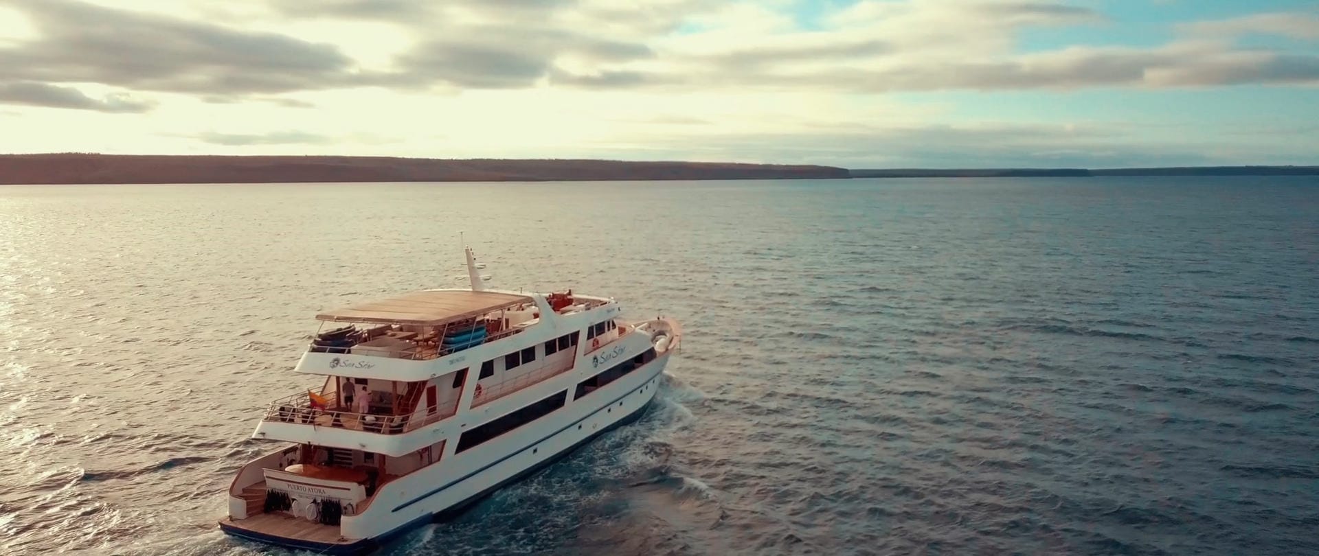 The Galapagos Sea Star Journey | CARTER.EU